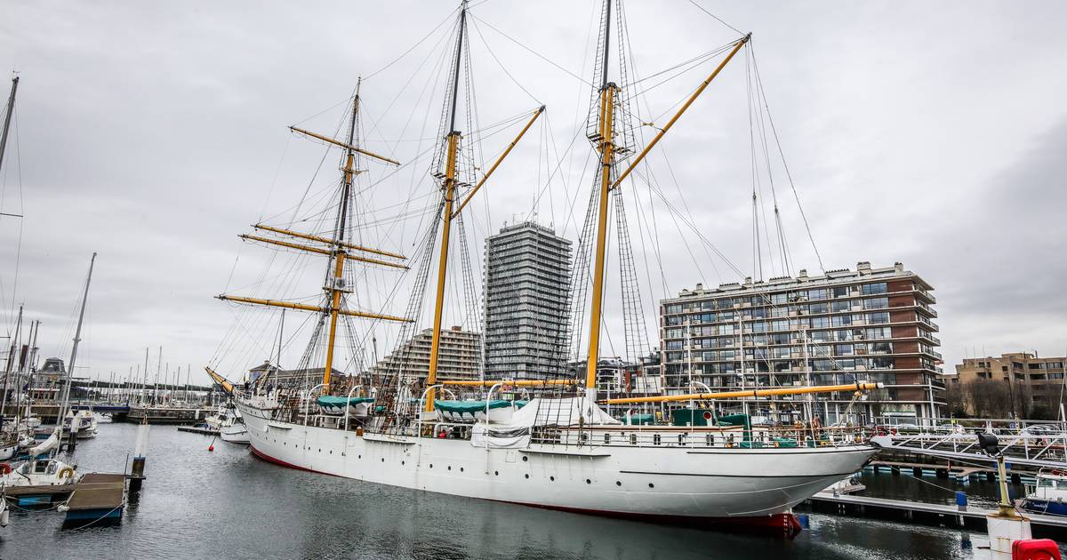 Zeilschip Mercator komt aan de kant te liggen | Oostende | hln.be