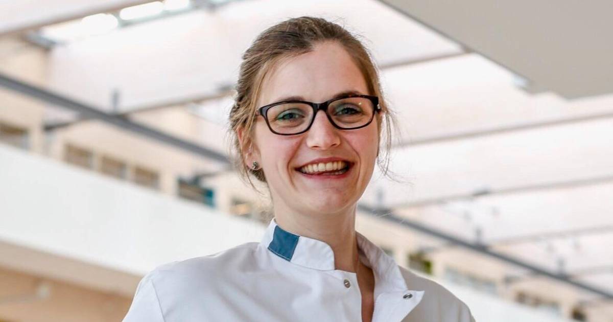 Jonge arts Anna (27) scoort met menselijke tweet: ‘Wilt u even mijn ...
