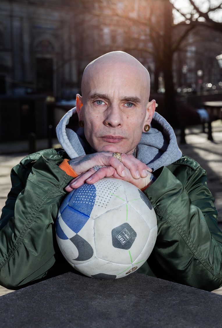 Edward van Gils maakt zich zorgen om de jeugd: ‘Bij straatvoetbal ...