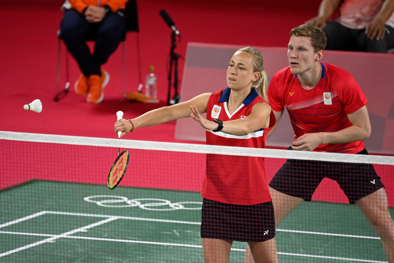 Nieuwe badminton-service is zó goed, dat hij verboden is: ‘Hij is ...