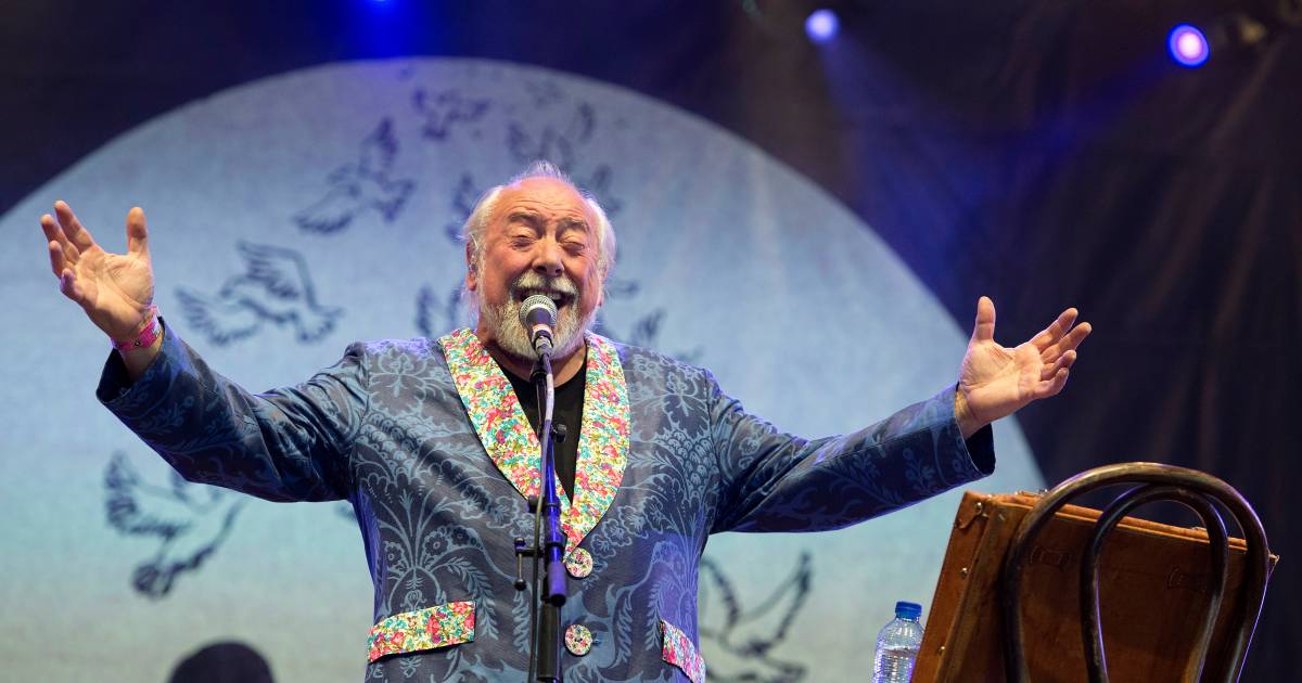 Urbanus werkt aan autobiografie | Show | AD.nl