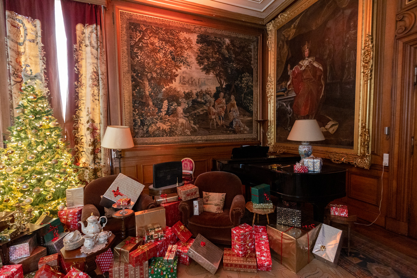 BINNENKIJKEN. Prins Simon de Merode stoomt zijn kasteel klaar voor de toekomst: “We willen onze ...