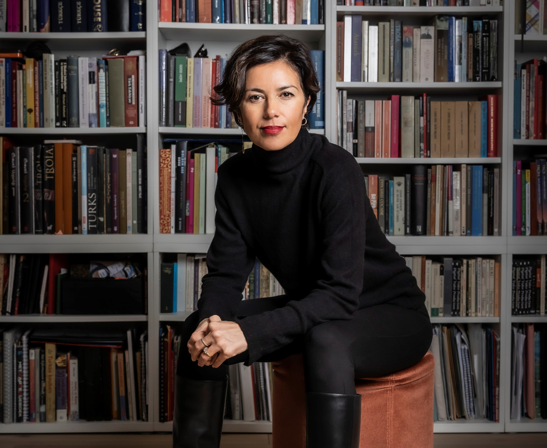 Gunay Uslu: ‘Heb ik iets gedaan waardoor hij denkt dat hij mijn wang ...