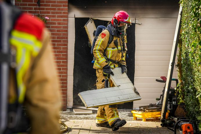 Flinke schade door brand in garage bij woning in Eindhoven | Eindhoven ...