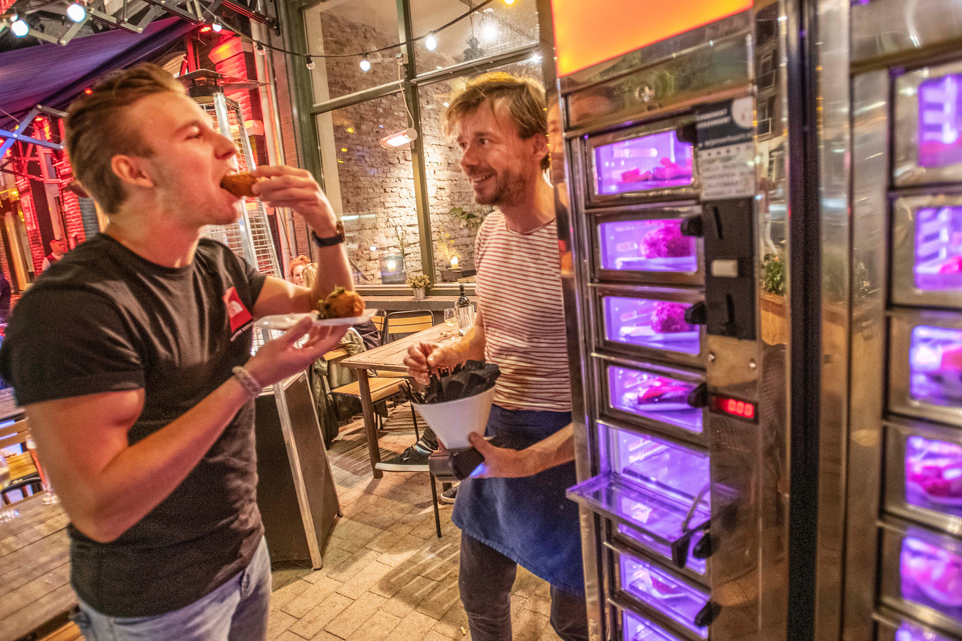 Horeca puzzelt op doorstart: ‘Er komt weer olie in de machine’ | Foto ...