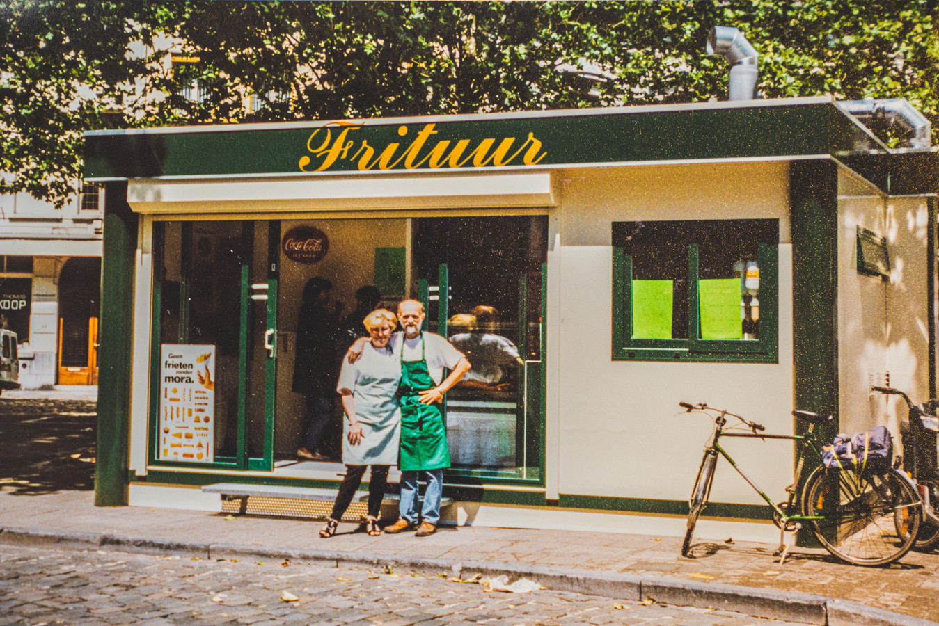 Bekendste frietkotje van Gent zit in een nieuw jasje: “Volledig ...