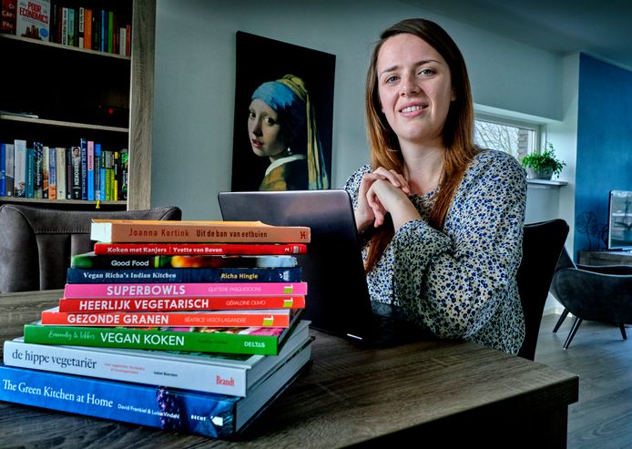 Daniëlle (23) woog 100 kilo en helpt nu mensen met afvallen: ‘Geen ...