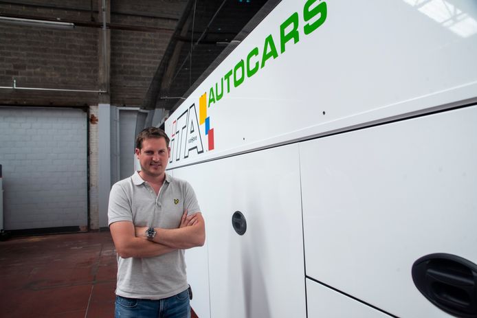 ITA Reizen past bussen aan en gooit zich op ‘social distancingvervoer ...