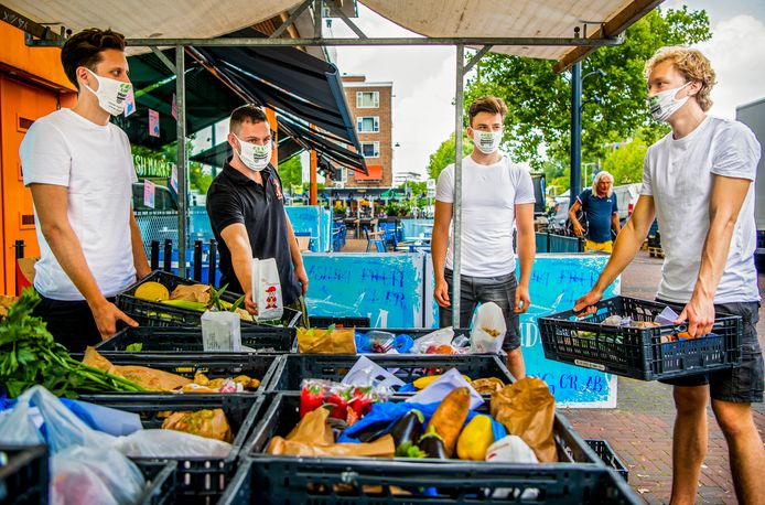 Handig: boodschappen van de markt, zonder dat je zelf naar de markt hoeft | Rotterdam | AD.nl