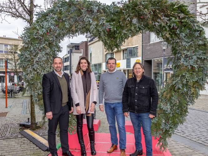 Kindje (10) lichtgewond nadat vliegtuigje op kermismolen in Grobbendonk ‘neerstort ...