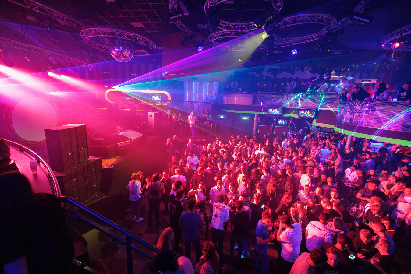 Nog twee keer naar Chez, discotheek in Marknesse na 47 jaar verkocht ...