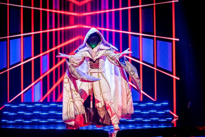 Minotaurus moet ‘The Masked Singer’ verlaten, ontdek hier wie er onder ...