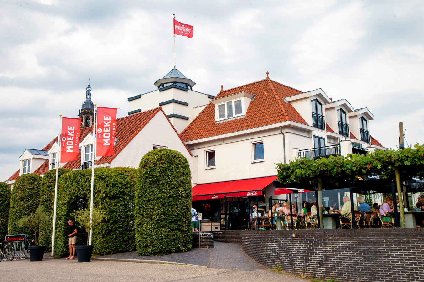 Aan de oever van de Nederrijn is het prima toeven bij Moeke: zelfs de ...