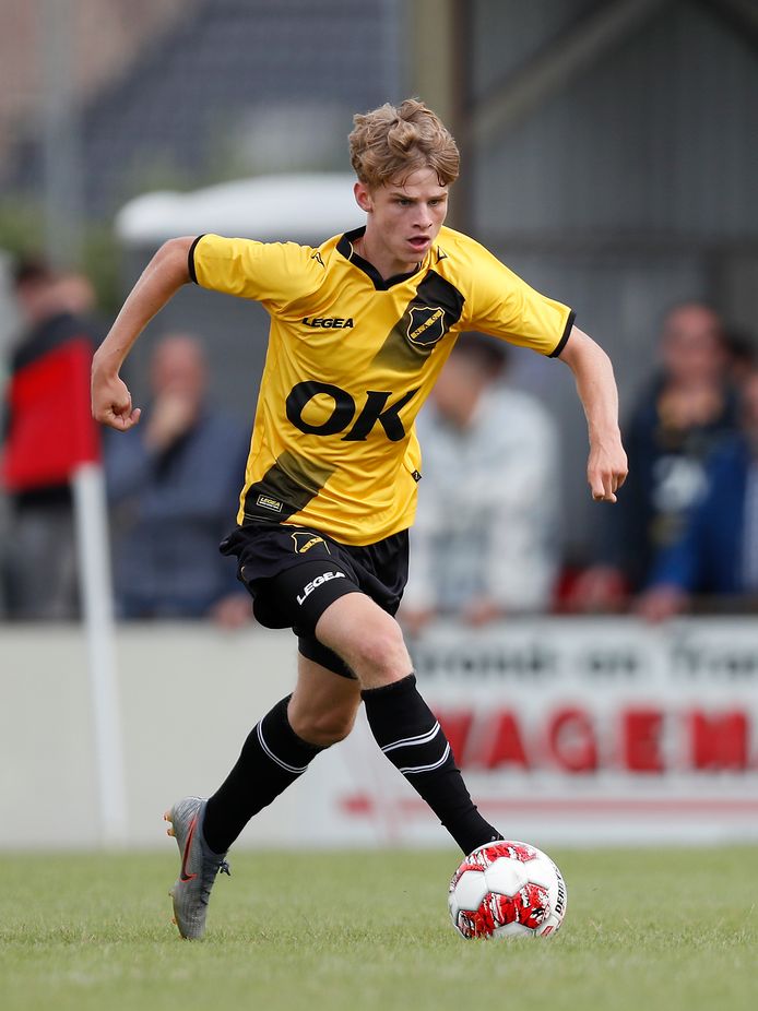 Wout Neelen op proef bij FC Den Bosch | NAC | bndestem.nl