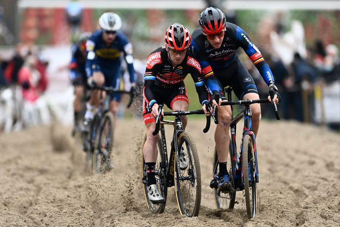 Aardbeiencross blijft bij de elite, contract met drie jaar verlengd ...