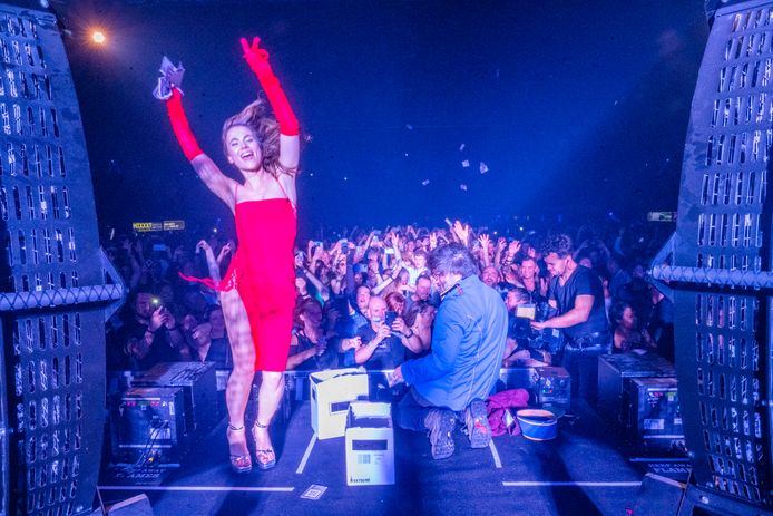 Den Trap houdt ‘Zillion original soundtrack release party’, met Goose ...