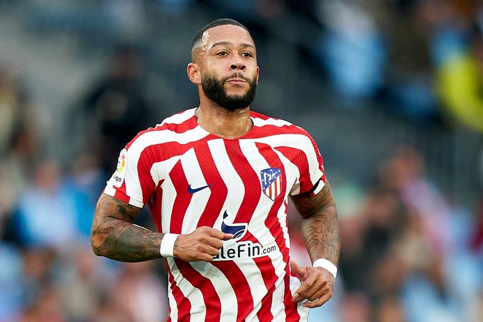Opnieuw blessure voor Memphis Depay: aanvaller mist CL-clash met ...