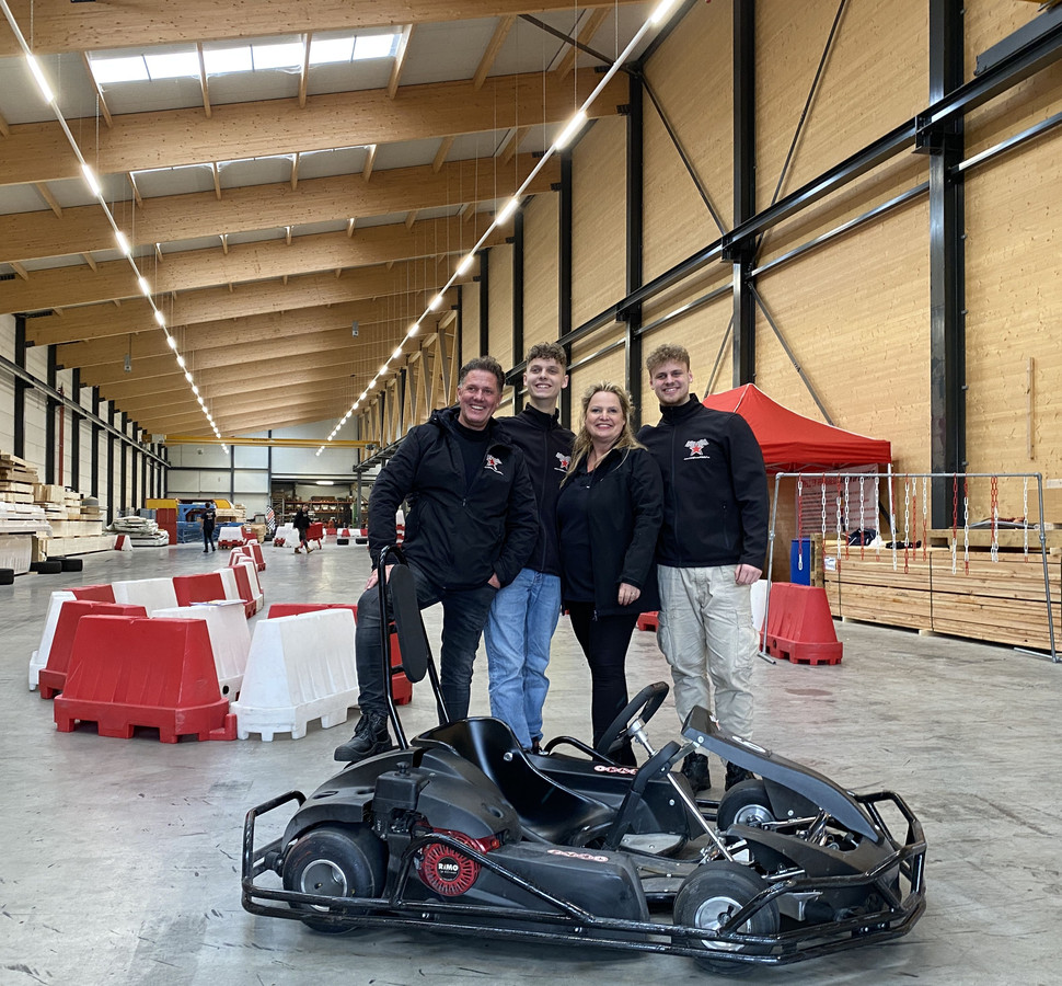 Formule 1-auto’s gaan vanuit Losser heel Europa door: ‘Het is een goed ...