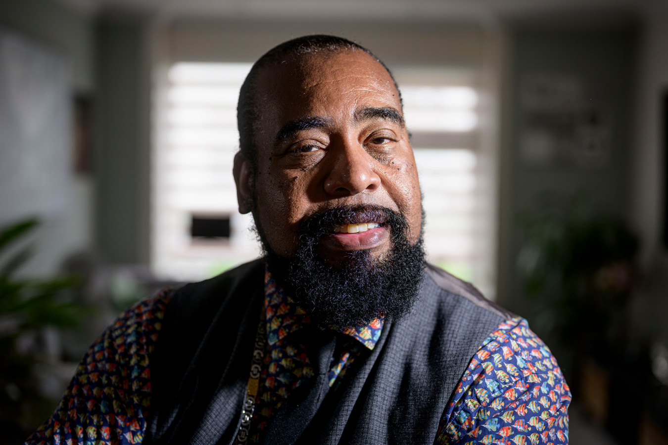 Sonny Bride, de zingende stukadoor uit Almelo, is de lookalike van ...