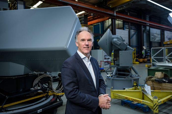 Thales in Hengelo bedolven onder werk: snel 250 tot 350 man nodig ...