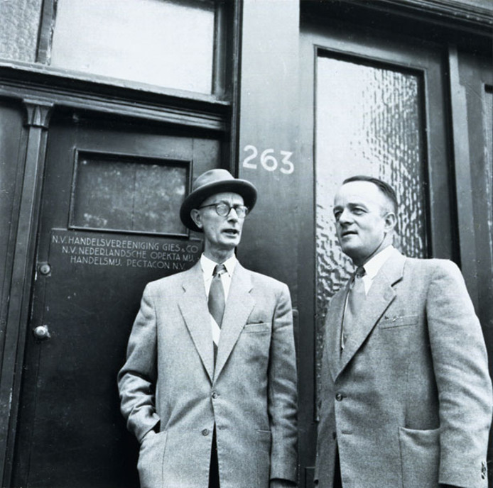 Victor Kugler: helper van Anne Frank | De gevangenen van Kamp ...