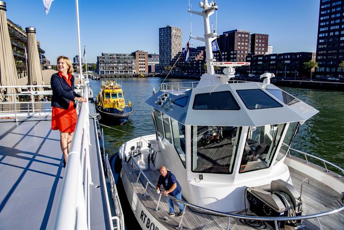 Rotterdammers bouwen een schone boot voor het bevoorraden van winkels ...