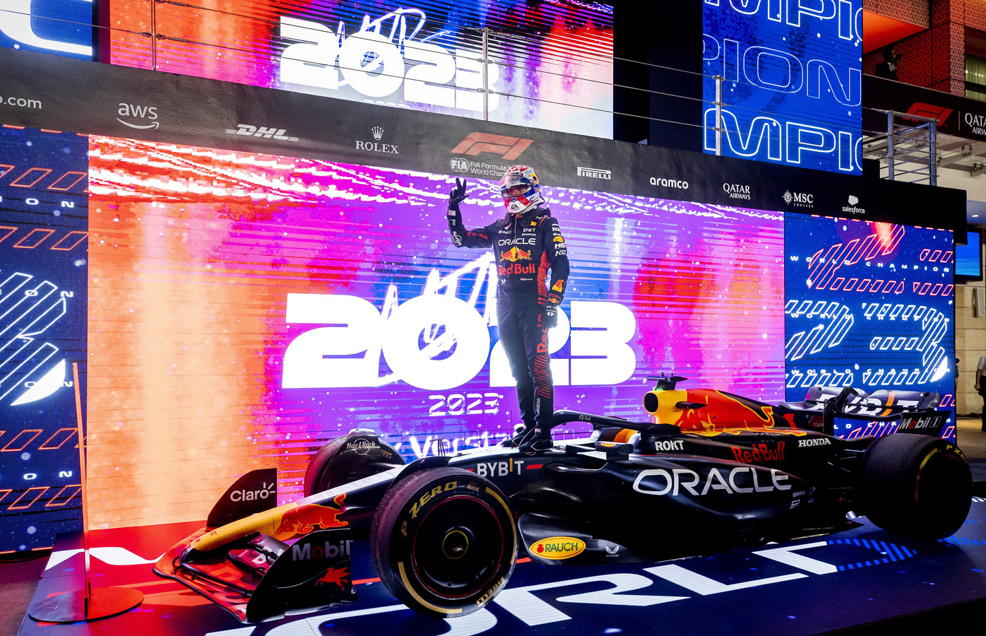 Max Verstappen bekroont fenomenaal seizoen met derde wereldtitel na ... Max Verstappen bekroont fenomenaal seizoen met derde wereldtitel na ...