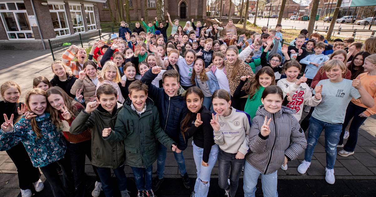 Nederlandse en Franse kinderen spreken Engels met elkaar; 84 Franse ...