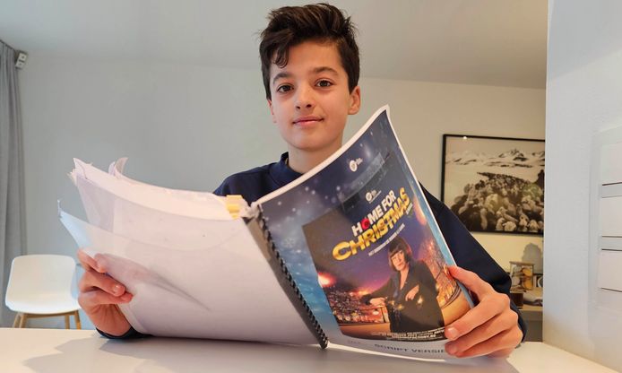 “Zenuwen? Ik ga genieten!”: Enno Bové (13) speelt hoofdrol in musical ‘Home for Christmas ...