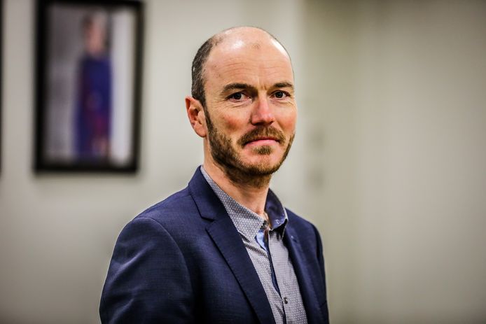 Advocaat Stijn Timmerman volgt Arnold Naessens op in schepencollege van ...