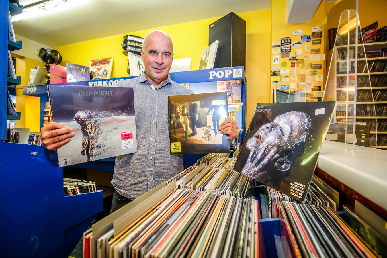 Bij deze Oostendse platenboer snuister je al 35 jaar in de bakken ...