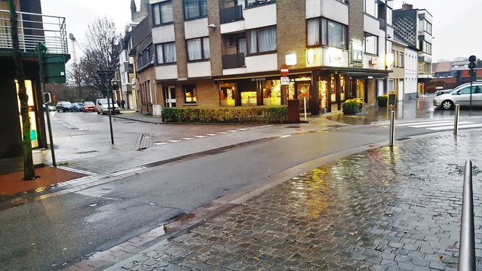 Kruispunt Hoogstraat-Kerkstraat-Markt opgenomen in lijst met ‘zwarte’ knooppunten: “Zebrapad ...