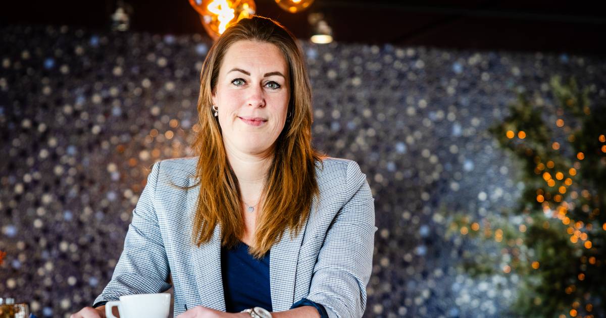 Nathalie trok op latere leeftijd weer in bij haar ouders en zij is niet ...