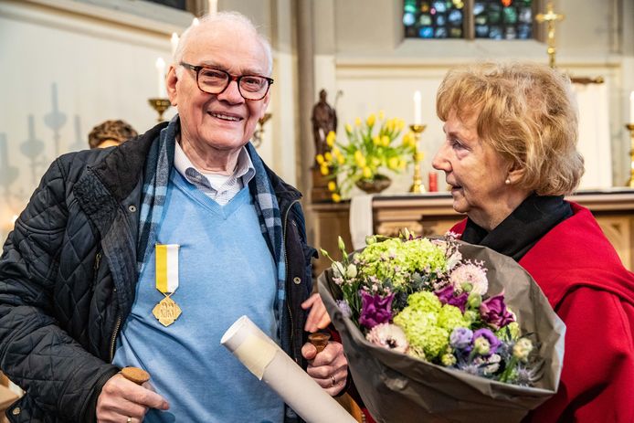 Hoge pauselijke onderscheiding voor Hein Klunder in Joppe | Regio ...