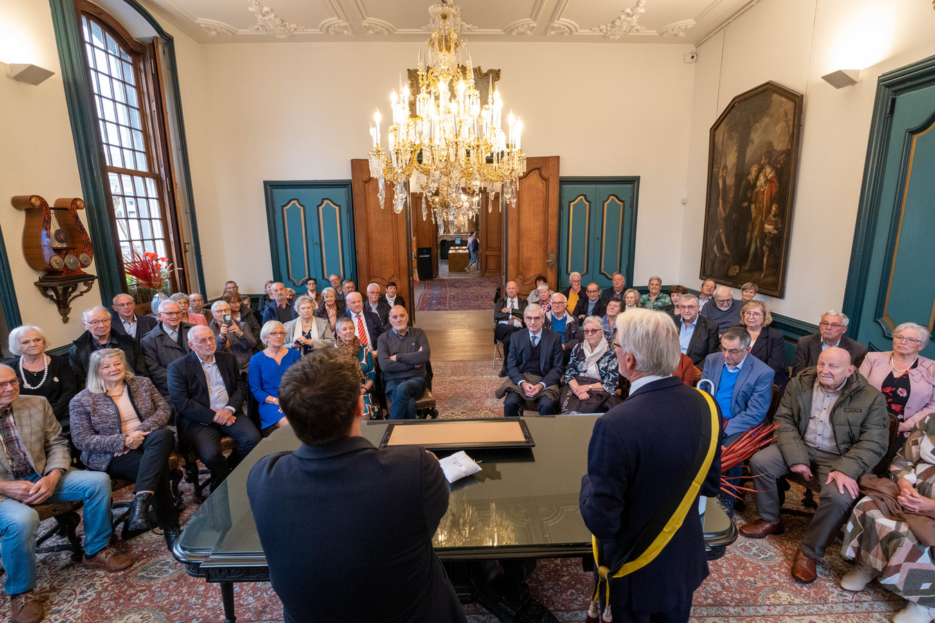 Gouden huwelijksjubilarissen aan het feest in het Lierse stadhuis ...