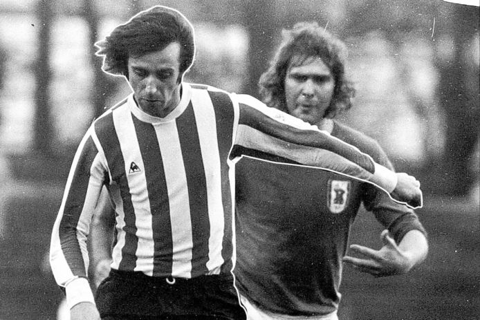 Flip Stapper (76), oud-speler Heracles en FC Twente, overleden | Sport ...