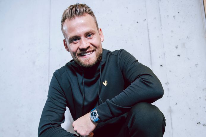 INTERVIEW. ‘Wonderwall’ Simon Mignolet: “De Gouden Schoen? Het zou mooi ...
