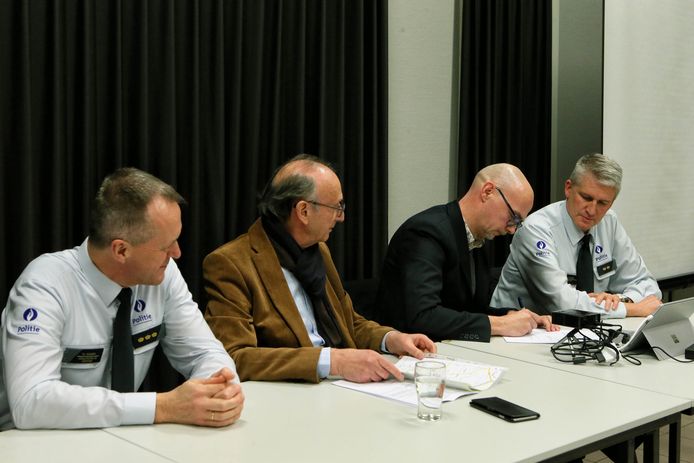 Handtekeningen zijn gezet: BIN Koningshooikt Midden is vanaf nu ...