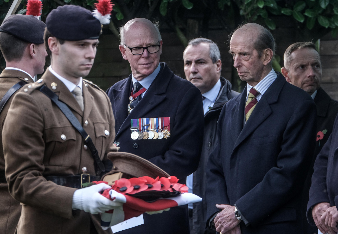 Private Harry Miller (27) en 8 strijdmakkers herbegraven op Tyne Cot ...