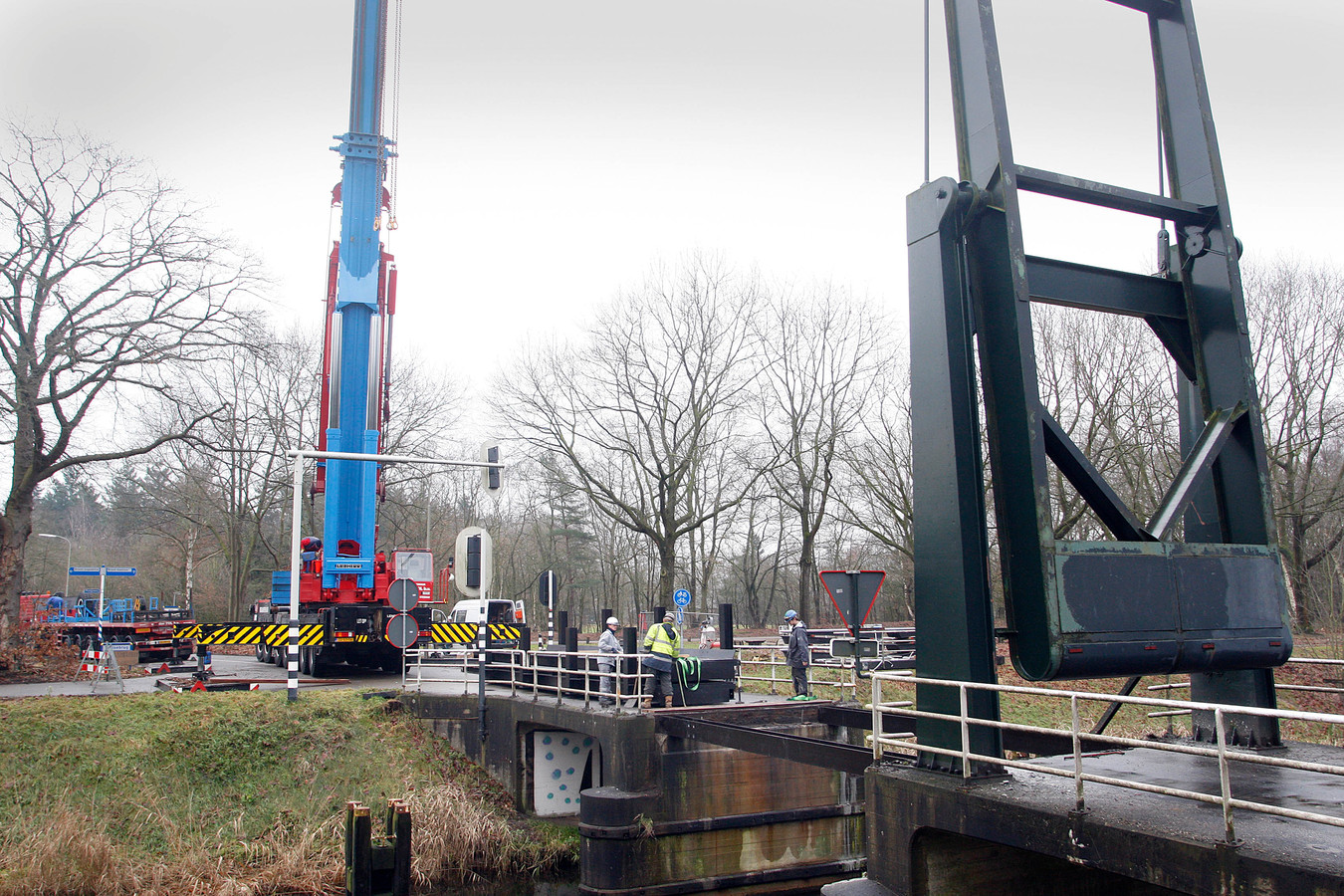 Wordt de Eerbeekse brug ooit nog in ere hersteld? ‘Tijd begint te ...
