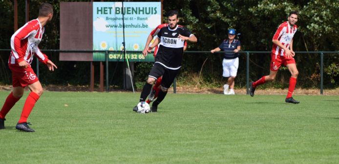 Kadir Yilmaz scoort na hattrick nu vierklapper voor Ranst: “Aan dit tempo verbreek ik record van ...