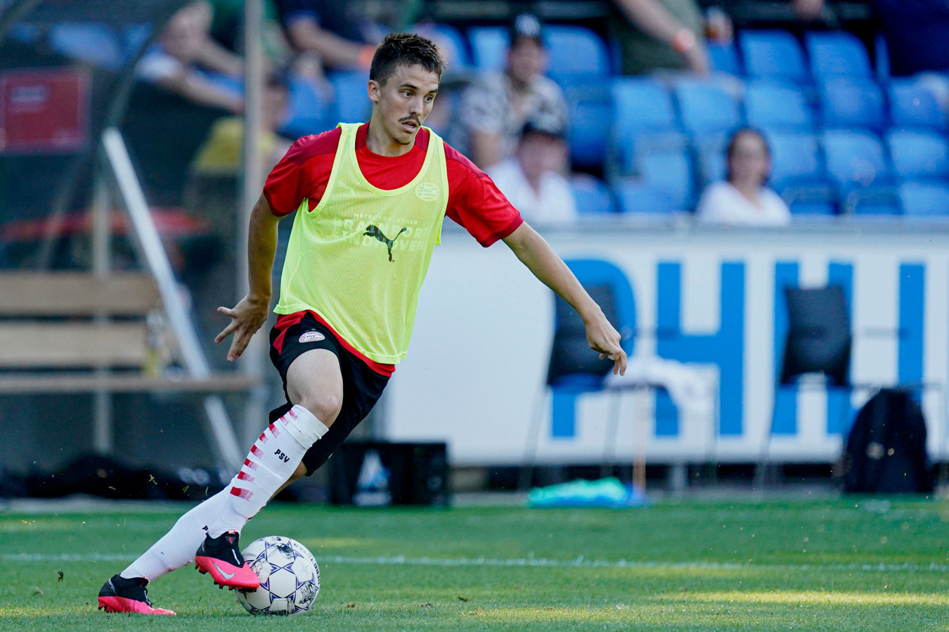 PSV hoopt volgende week weer over Ryan Thomas te beschikken | Foto | ed.nl