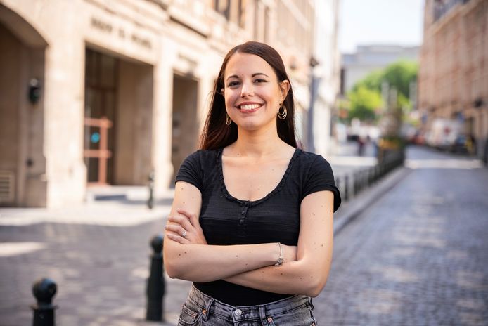 Je expertise ten dienste van het notariaat: Amira getuigt over haar boeiende job als juriste bij ...