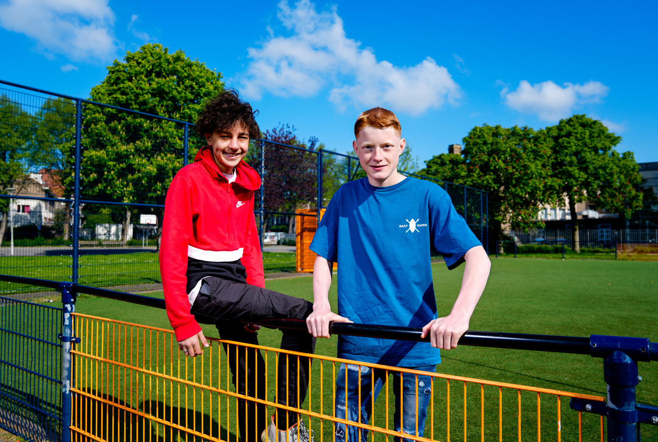 Rotterdamse Maik en Anouar debuteren in bioscoopfilm Strijder: ‘Alles is mogelijk in het leven ...