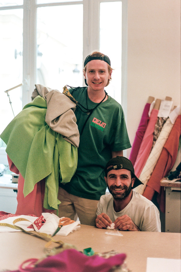 Enschedeër Bas Timmer heeft een primeur met Sheltersuit: een modeshow ...