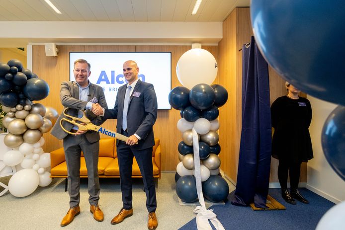Alcon opent training center voor oogzorgopleidingen: “Om innovaties in ...