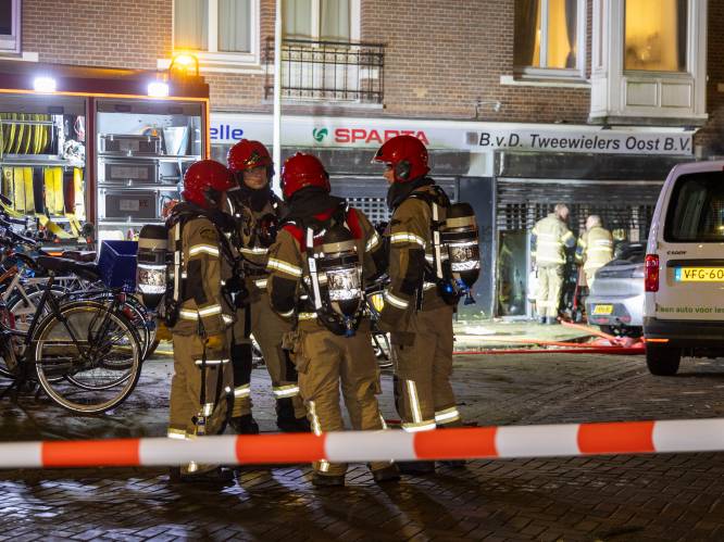 Negentig hotelgasten geëvacueerd bij brand in Amsterdam-Centrum ...