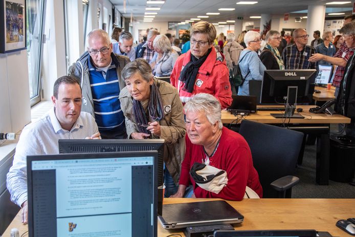 Zo'n 700 bezoekers bij open dag de Stentor | Zwolle | destentor.nl