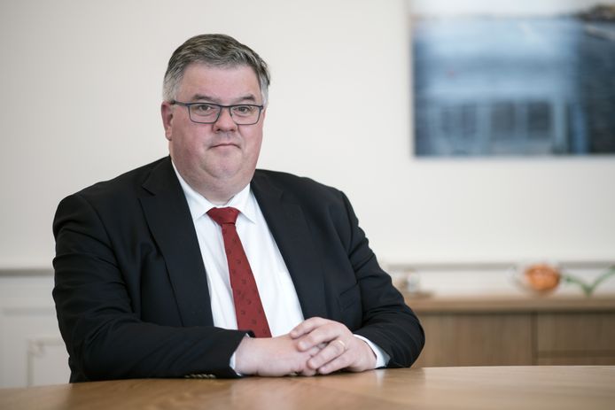 Wie wil chauffeur van burgemeester Bruls worden? | Nijmegen ...