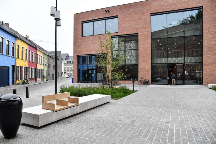 Utopia-vrijwilligers gezocht om boeken tot bij de mensen te brengen ...